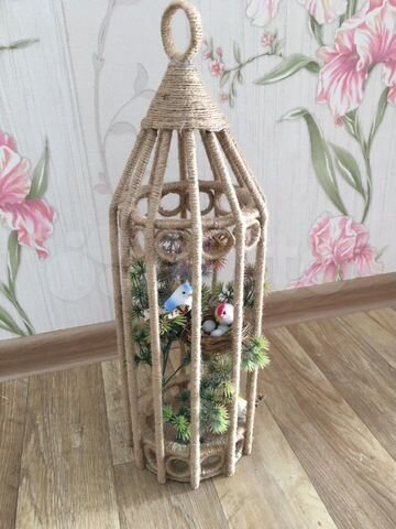 Птичка в клетке